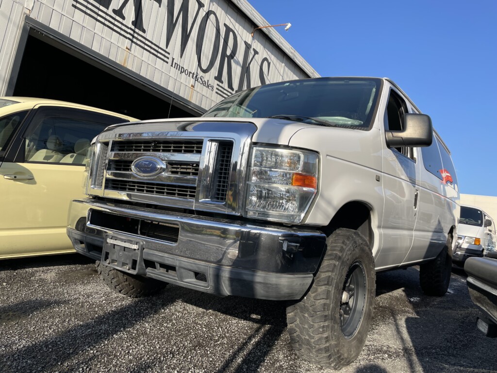 フォード E150 準備中！ | EX-WORKS